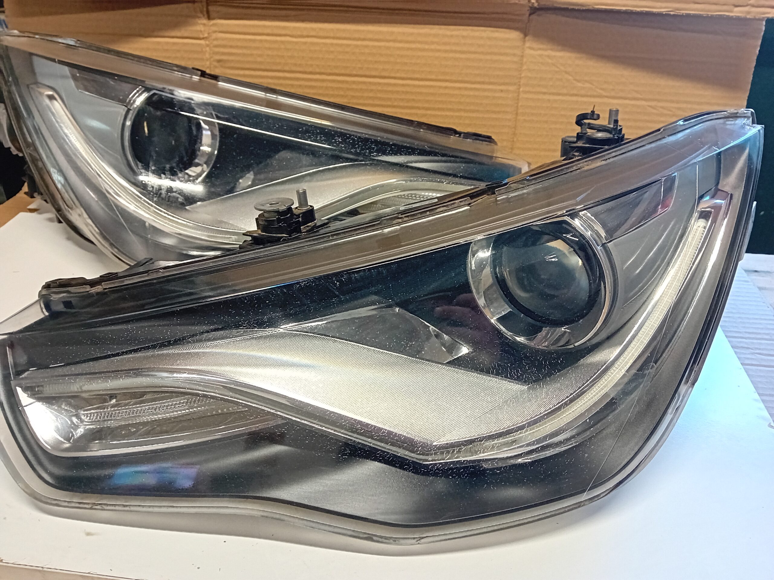 Faro sinistro Audi A1 8X0941005 - Auto Ricambi Doc